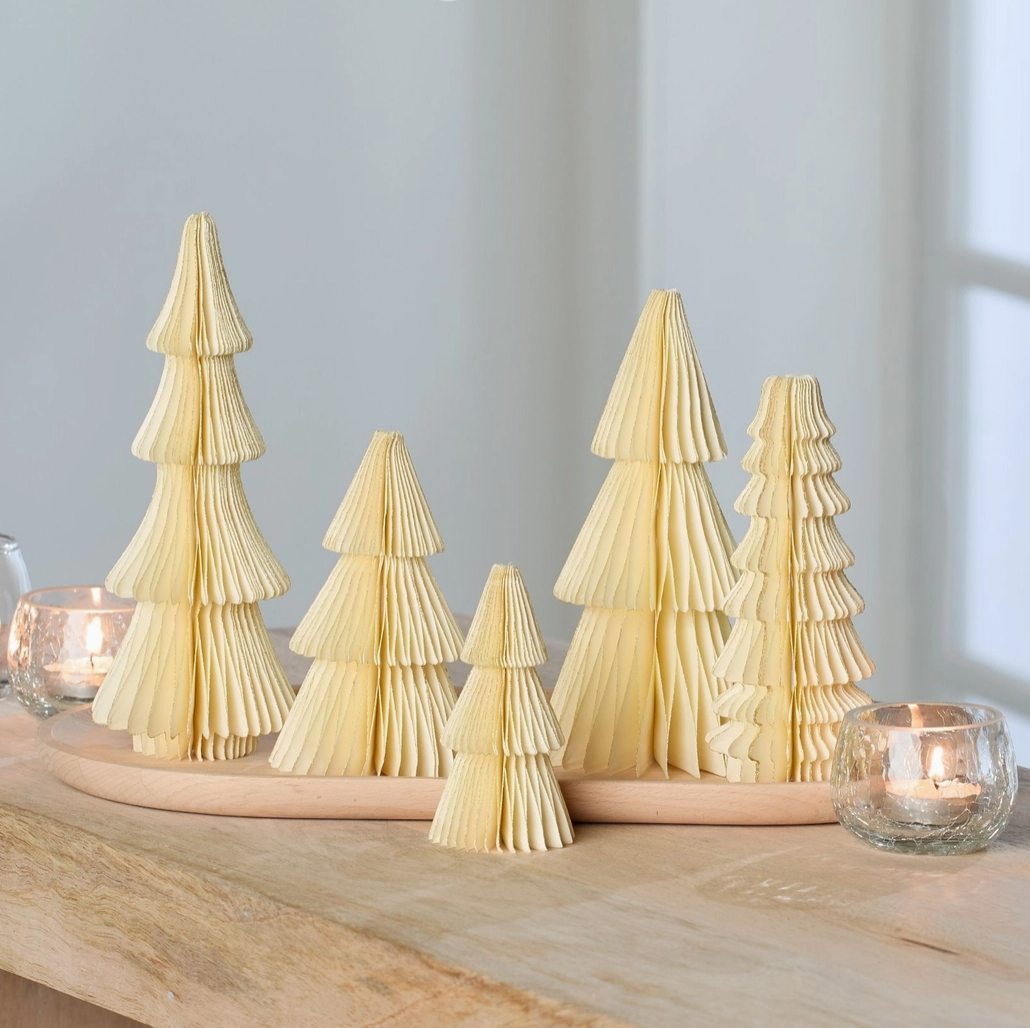 Small Paper Tree Set of 5 | Ivory – The Hare & The Hart
